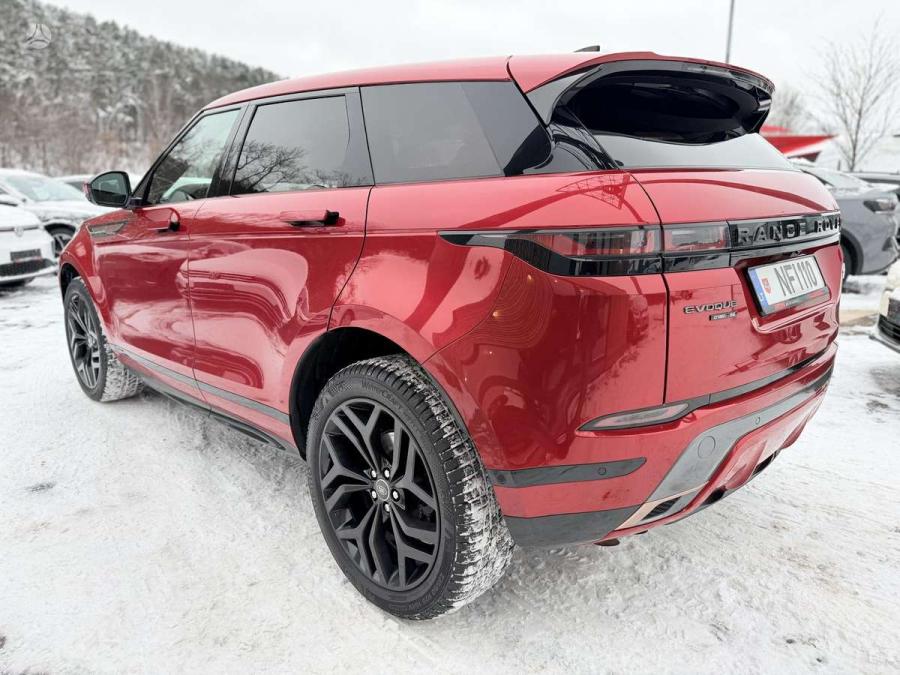 Red Land Rover Range Rover Evoque 2019 in Vilnius, with an engine capacity of 2.00 L and mileage of 105 thousand km for 22700 €, photo 2 on AUTOMOTO.COM.LV
