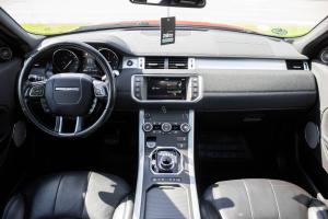 Red Land Rover Range Rover Evoque 2019 in Kaunas, with an engine capacity of 2.00 L and mileage of 250 thousand km for 12700 €, photo 9 on AUTOMOTO.COM.LV