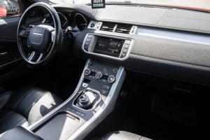 Red Land Rover Range Rover Evoque 2019 in Kaunas, with an engine capacity of 2.00 L and mileage of 250 thousand km for 12700 €, photo 10 on AUTOMOTO.COM.LV