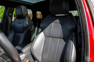 Red Land Rover Range Rover Evoque 2019 in Kaunas, with an engine capacity of 2.00 L and mileage of 250 thousand km for 12700 €, photo 12 on AUTOMOTO.COM.LV