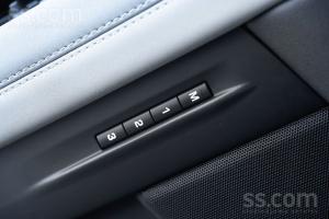 Sarkans Land Rover Range Rover Evoque 2023 Rīga, ar dzinēja tilpumu 2.00 L un nobraukumu 34 tūkst. km par 32990 €, foto 17 vietnē AUTOMOTO.COM.LV