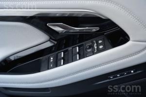 Sarkans Land Rover Range Rover Evoque 2023 Rīga, ar dzinēja tilpumu 2.00 L un nobraukumu 34 tūkst. km par 32990 €, foto 18 vietnē AUTOMOTO.COM.LV