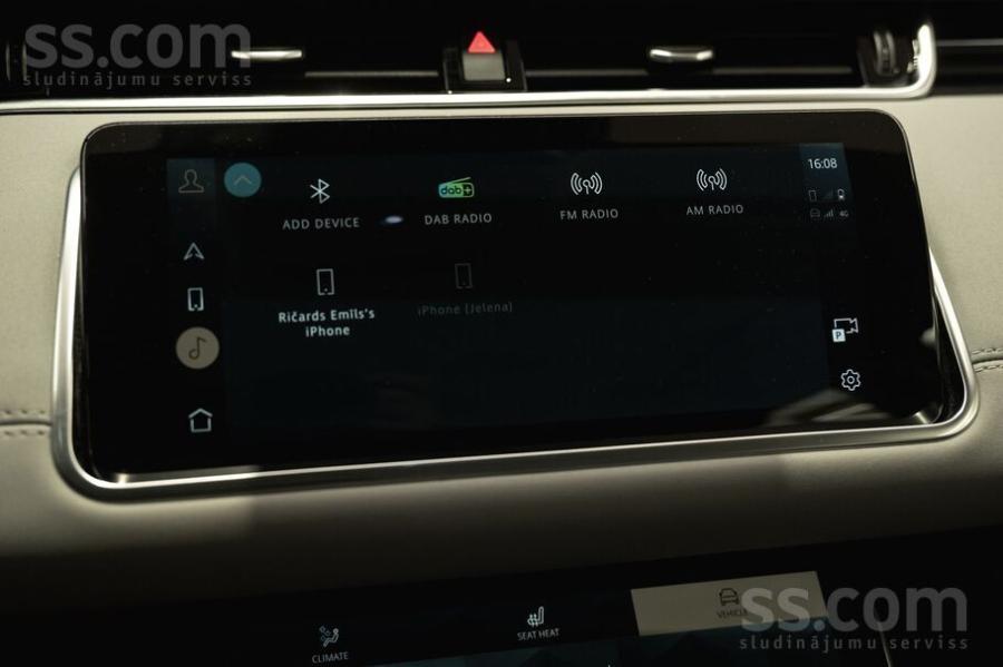 Sarkans Land Rover Range Rover Evoque 2023 Rīga, ar dzinēja tilpumu 2.00 L un nobraukumu 34 tūkst. km par 32990 €, foto 30 vietnē AUTOMOTO.COM.LV