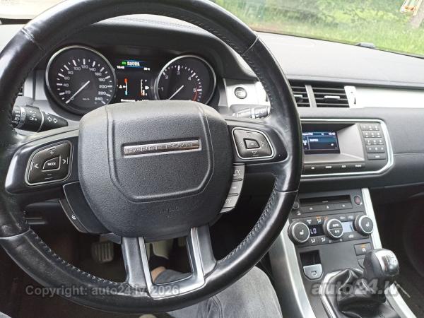 Land Rover Range Rover Evoque 2013 Tallina, ar dzinēja tilpumu 2.20 L un nobraukumu 135 tūkst. km par 10350 €, foto 7 vietnē AUTOMOTO.COM.LV