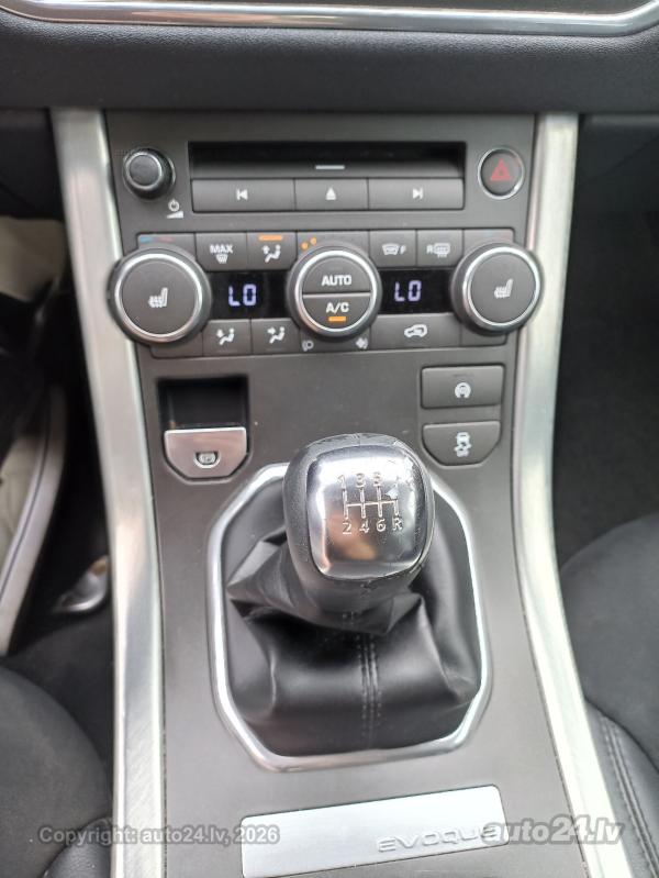 Land Rover Range Rover Evoque 2013 Tallina, ar dzinēja tilpumu 2.20 L un nobraukumu 135 tūkst. km par 10350 €, foto 10 vietnē AUTOMOTO.COM.LV