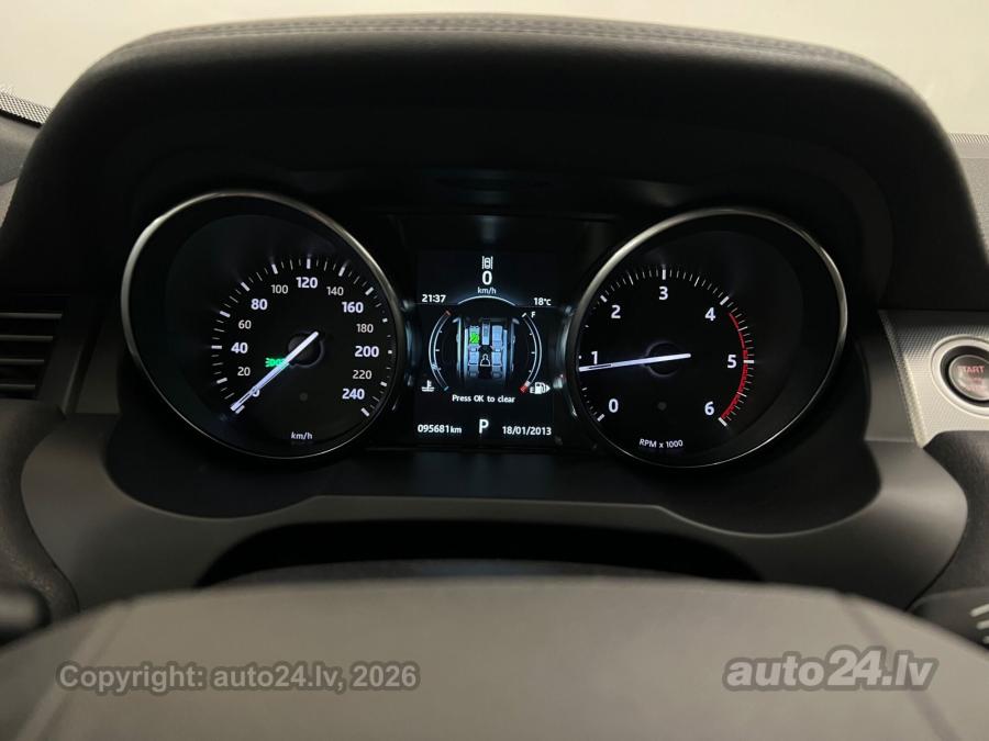 Land Rover Range Rover Evoque 2016 Pērnava, ar dzinēja tilpumu 2.00 L un nobraukumu 96 tūkst. km par 16490 €, foto 16 vietnē AUTOMOTO.COM.LV