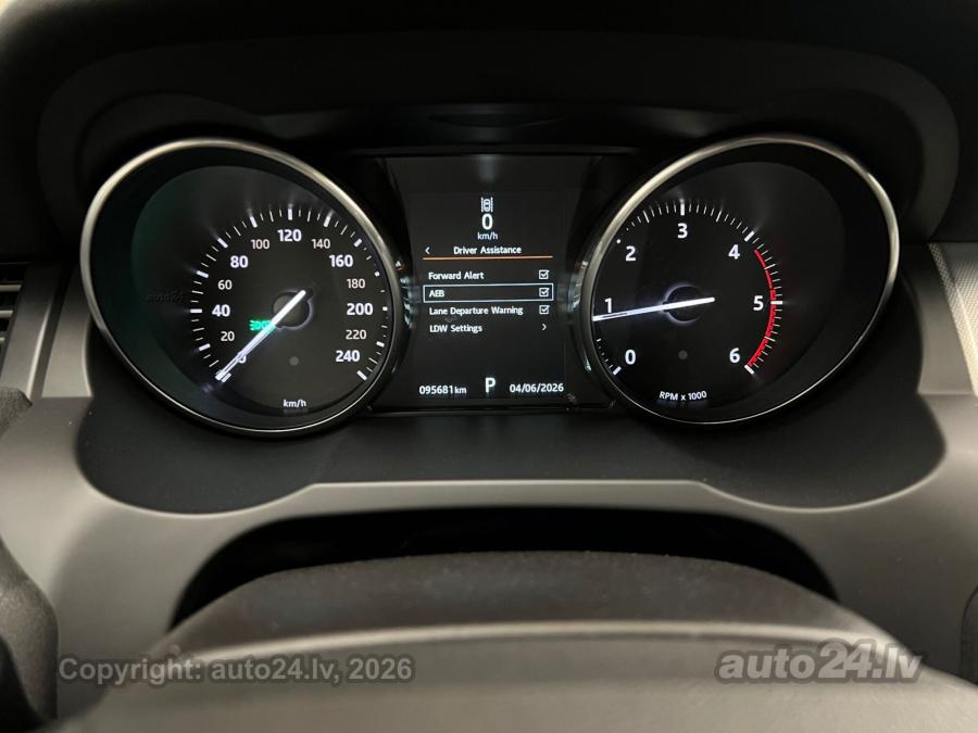Land Rover Range Rover Evoque 2016 Pērnava, ar dzinēja tilpumu 2.00 L un nobraukumu 96 tūkst. km par 16490 €, foto 17 vietnē AUTOMOTO.COM.LV