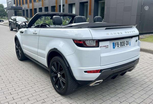 Balts Land Rover Range Rover Evoque 2016 Tauragė, ar dzinēja tilpumu 2.00 L un nobraukumu 79 tūkst. km par 14600 €, foto 3 vietnē AUTOMOTO.COM.LV