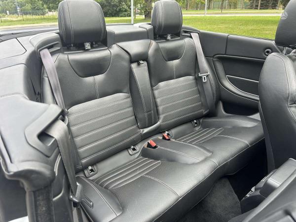 Balts Land Rover Range Rover Evoque 2016 Tauragė, ar dzinēja tilpumu 2.00 L un nobraukumu 79 tūkst. km par 14600 €, foto 10 vietnē AUTOMOTO.COM.LV
