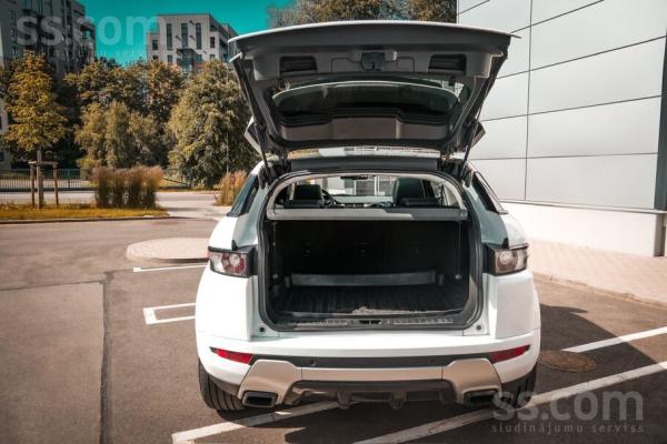 Balts Land Rover Range Rover Evoque 2012 Rīga, ar dzinēja tilpumu 2.20 L un nobraukumu 213 tūkst. km par 12400 €, foto 5 vietnē AUTOMOTO.COM.LV