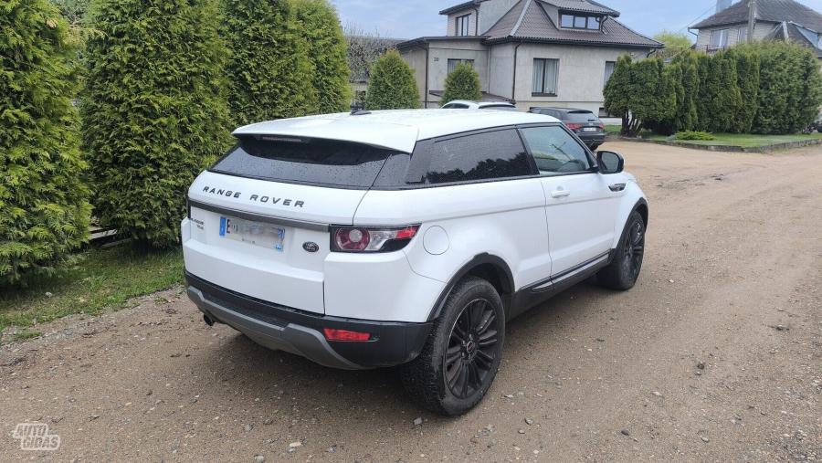 White Land Rover Range Rover Evoque 2011 in Taurage, with an engine capacity of 2.20 L and mileage of 265 thousand km for 5500 €, photo 6 on AUTOMOTO.COM.LV