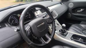 White Land Rover Range Rover Evoque 2011 in Taurage, with an engine capacity of 2.20 L and mileage of 265 thousand km for 5500 €, photo 9 on AUTOMOTO.COM.LV