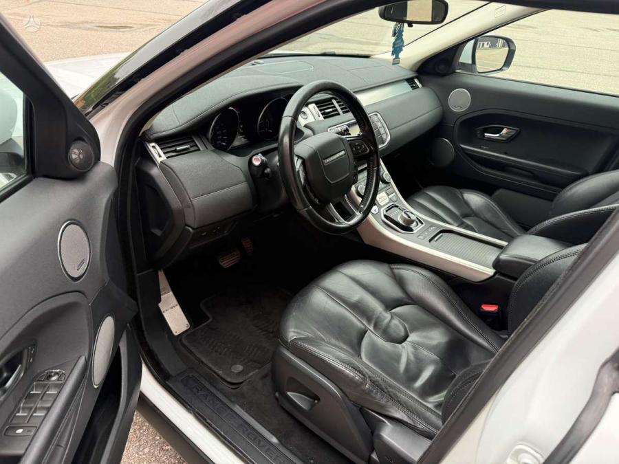 Белый Ленд Ровер Рендж Ровер Эвок 2011 в Каунас, объемом двигателя 2.20 л и пробегом 242 тыс. км за 10500 €, фото 7 на AUTOMOTO.COM.LV