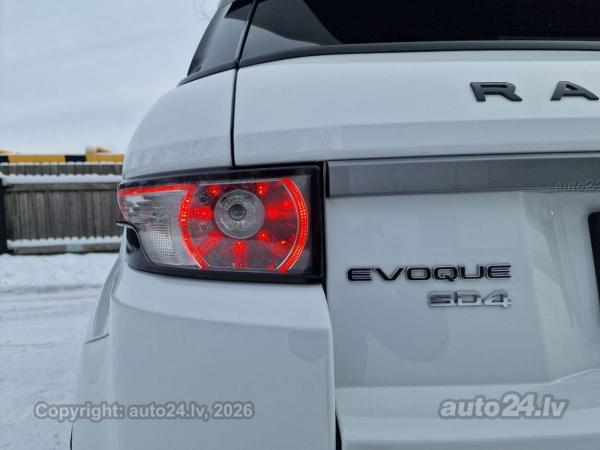 Balts Land Rover Range Rover Evoque 2012 Tartu, ar dzinēja tilpumu 2.20 L un nobraukumu 234 tūkst. km par 10990 €, foto 9 vietnē AUTOMOTO.COM.LV