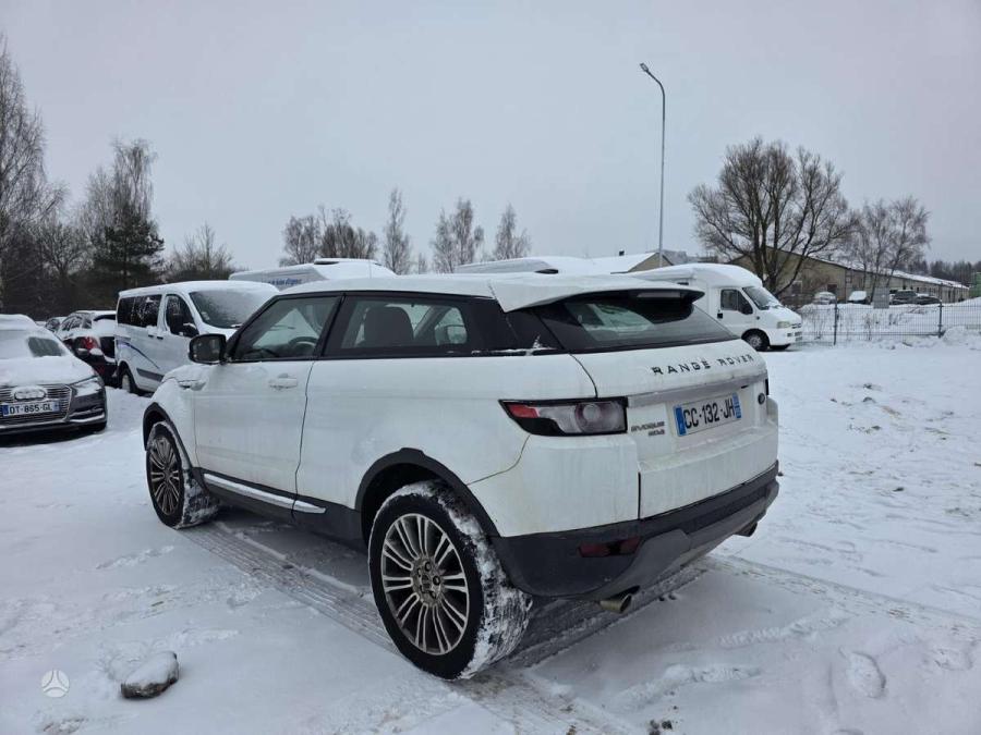 Balts Land Rover Range Rover Evoque 2012 Tauragė, ar dzinēja tilpumu 2.18 L un nobraukumu 269 tūkst. km par 6500 €, foto 4 vietnē AUTOMOTO.COM.LV