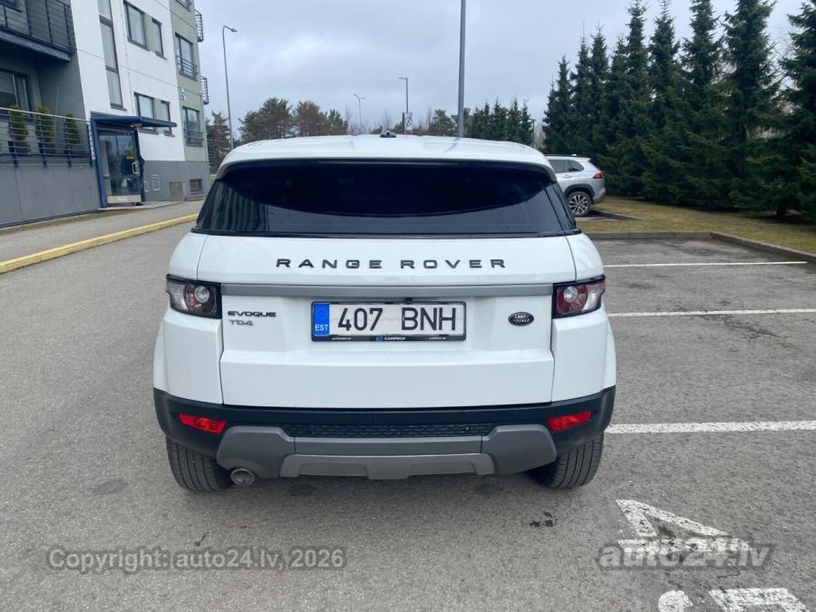 Balts Land Rover Range Rover Evoque 2012 Tallina, ar dzinēja tilpumu 2.20 L un nobraukumu 273 tūkst. km par 10200 €, foto 5 vietnē AUTOMOTO.COM.LV