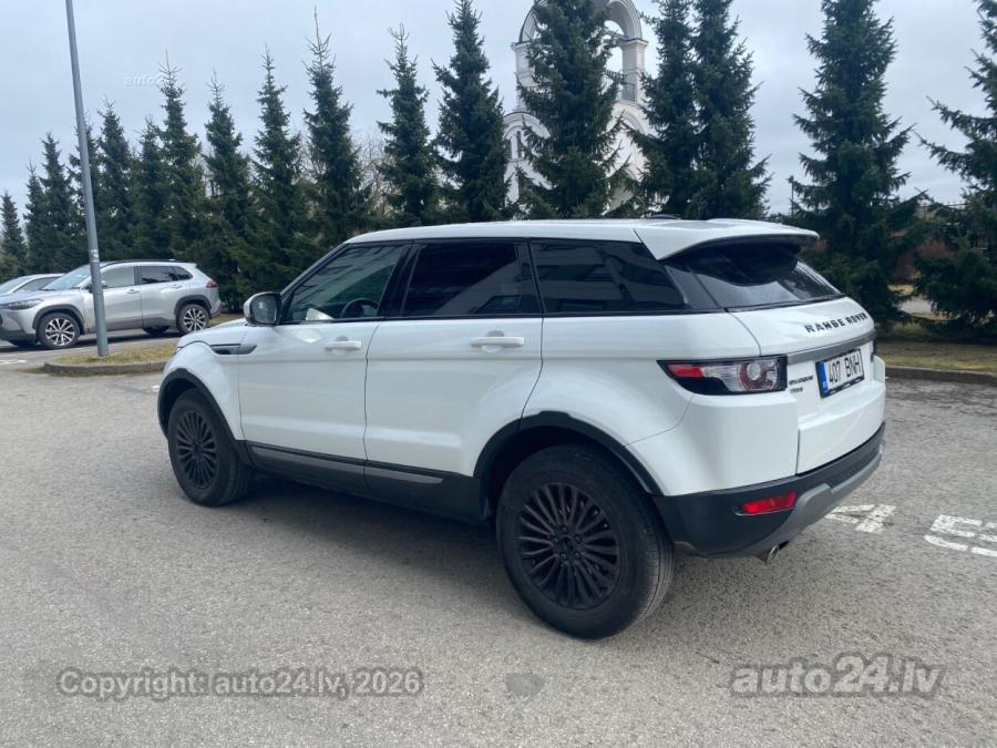 Balts Land Rover Range Rover Evoque 2012 Tallina, ar dzinēja tilpumu 2.20 L un nobraukumu 273 tūkst. km par 10200 €, foto 7 vietnē AUTOMOTO.COM.LV