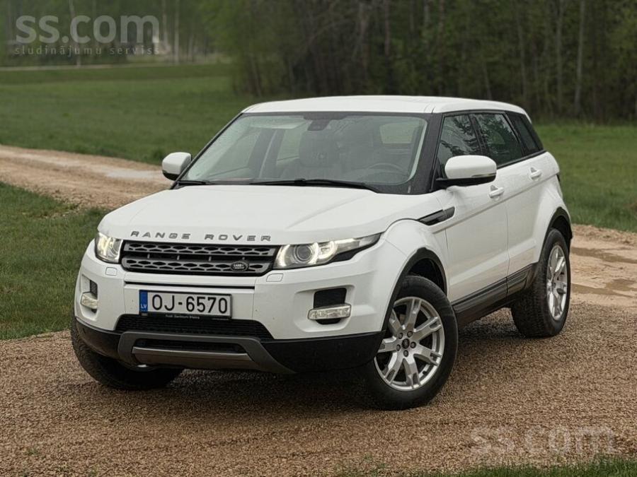 Balts Land Rover Range Rover Evoque 2012 Ogre, ar dzinēja tilpumu 2.20 L un nobraukumu 283 tūkst. km par 10150 €, foto 5 vietnē AUTOMOTO.COM.LV