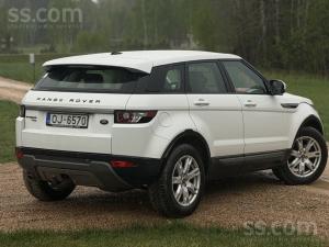 Balts Land Rover Range Rover Evoque 2012 Ogre, ar dzinēja tilpumu 2.20 L un nobraukumu 283 tūkst. km par 10150 €, foto 7 vietnē AUTOMOTO.COM.LV