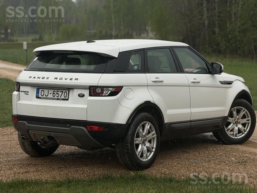Balts Land Rover Range Rover Evoque 2012 Ogre, ar dzinēja tilpumu 2.20 L un nobraukumu 283 tūkst. km par 10150 €, foto 7 vietnē AUTOMOTO.COM.LV