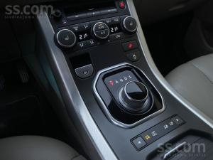 Balts Land Rover Range Rover Evoque 2012 Ogre, ar dzinēja tilpumu 2.20 L un nobraukumu 283 tūkst. km par 10150 €, foto 15 vietnē AUTOMOTO.COM.LV