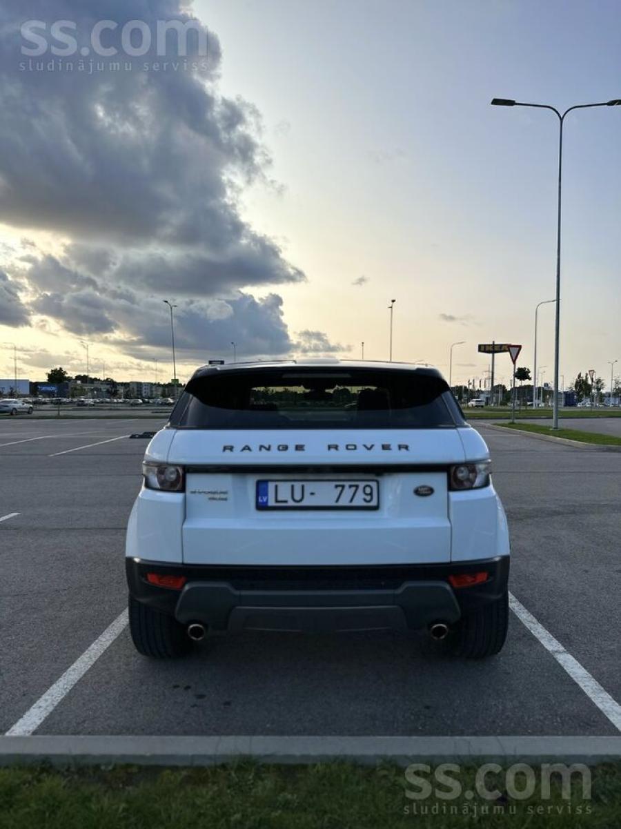 Balts Land Rover Range Rover Evoque 2012 Rīga, ar dzinēja tilpumu 2.20 L un nobraukumu 176 tūkst. km par 14900 €, foto 6 vietnē AUTOMOTO.COM.LV