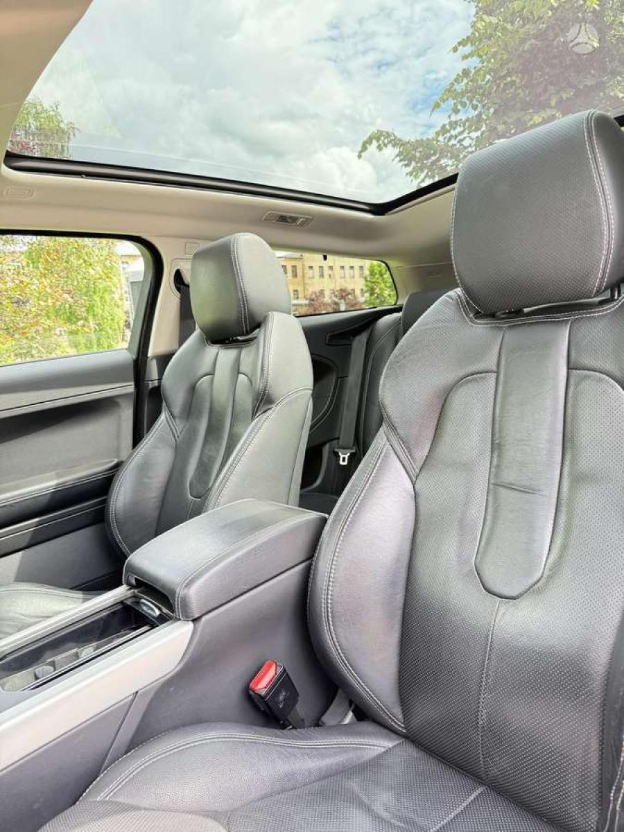 Balts Land Rover Range Rover Evoque 2012 Šauļi, ar dzinēja tilpumu 2.18 L un nobraukumu 282 tūkst. km par 9500 €, foto 9 vietnē AUTOMOTO.COM.LV