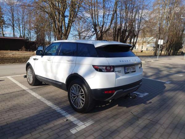 Balts Land Rover Range Rover Evoque 2012 Šauļi, ar dzinēja tilpumu 2.18 L un nobraukumu 277 tūkst. km par 7250 €, foto 5 vietnē AUTOMOTO.COM.LV