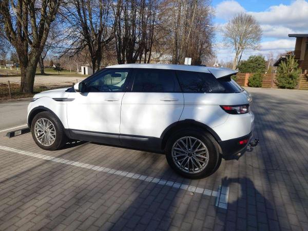 Balts Land Rover Range Rover Evoque 2012 Šauļi, ar dzinēja tilpumu 2.18 L un nobraukumu 277 tūkst. km par 7250 €, foto 6 vietnē AUTOMOTO.COM.LV