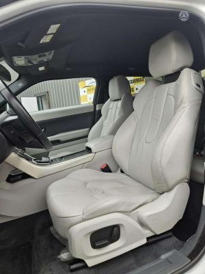 Balts Land Rover Range Rover Evoque 2012 Šauļi, ar dzinēja tilpumu 2.18 L un nobraukumu 205 tūkst. km par 7950 €, foto 15 vietnē AUTOMOTO.COM.LV