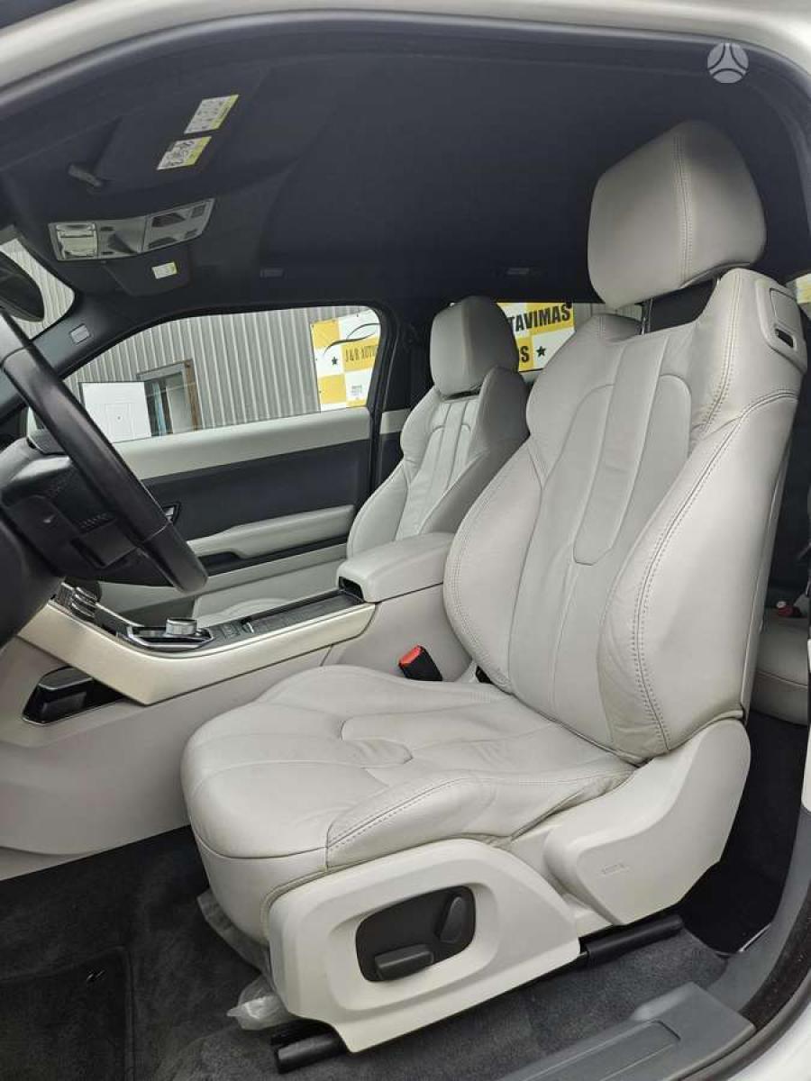 Balts Land Rover Range Rover Evoque 2012 Šauļi, ar dzinēja tilpumu 2.18 L un nobraukumu 205 tūkst. km par 7950 €, foto 15 vietnē AUTOMOTO.COM.LV