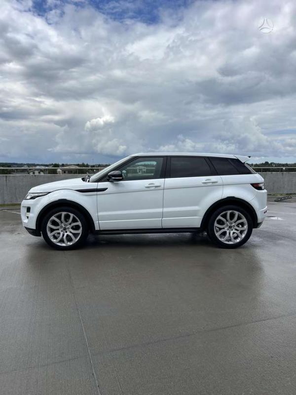 Balts Land Rover Range Rover Evoque 2012 Viļņa, ar dzinēja tilpumu 2.18 L un nobraukumu 305 tūkst. km par 9500 €, foto 3 vietnē AUTOMOTO.COM.LV