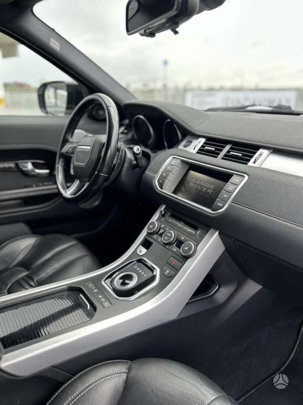 Balts Land Rover Range Rover Evoque 2012 Viļņa, ar dzinēja tilpumu 2.18 L un nobraukumu 305 tūkst. km par 9500 €, foto 8 vietnē AUTOMOTO.COM.LV