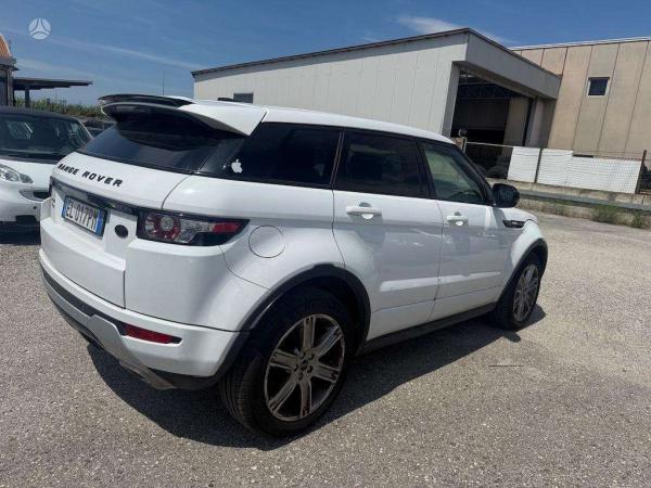 White Land Rover Range Rover Evoque 2012 in Siauliai, with an engine capacity of 2.18 L and mileage of 221 thousand km for 8500 €, photo 5 on AUTOMOTO.COM.LV