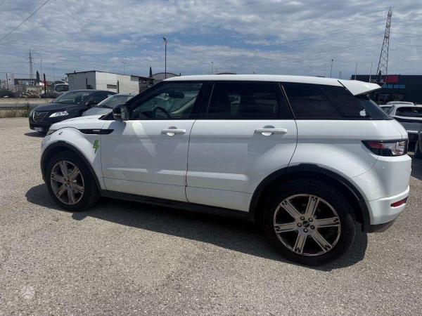 White Land Rover Range Rover Evoque 2012 in Siauliai, with an engine capacity of 2.18 L and mileage of 221 thousand km for 8500 €, photo 8 on AUTOMOTO.COM.LV