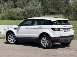 Balts Land Rover Range Rover Evoque 2012 Ogre, ar dzinēja tilpumu 2.20 L un nobraukumu 288 tūkst. km par 9450 €, foto 6 vietnē AUTOMOTO.COM.LV