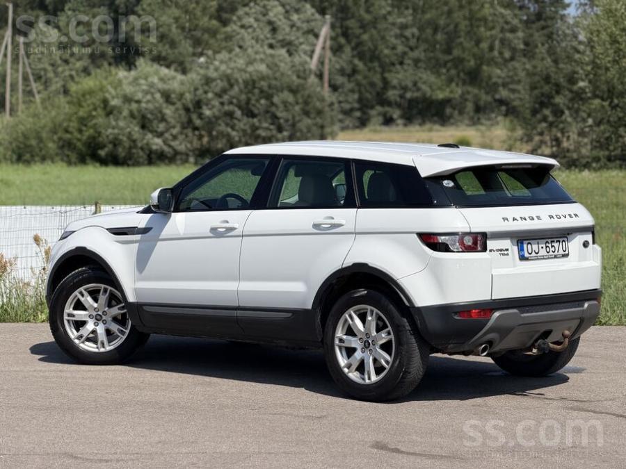 Balts Land Rover Range Rover Evoque 2012 Ogre, ar dzinēja tilpumu 2.20 L un nobraukumu 288 tūkst. km par 9450 €, foto 6 vietnē AUTOMOTO.COM.LV