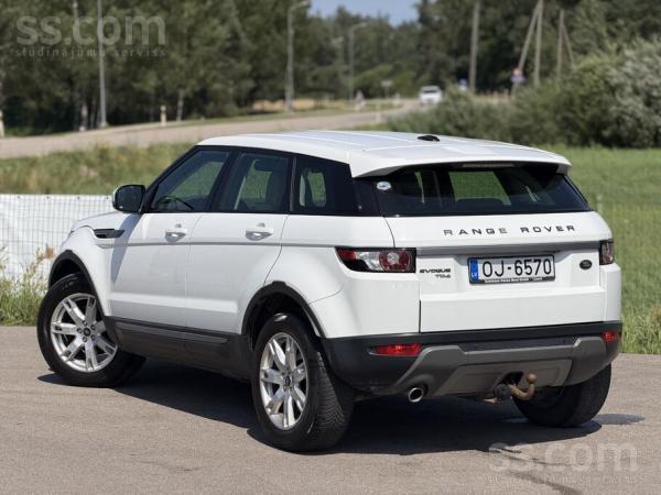 Balts Land Rover Range Rover Evoque 2012 Ogre, ar dzinēja tilpumu 2.20 L un nobraukumu 288 tūkst. km par 9450 €, foto 9 vietnē AUTOMOTO.COM.LV