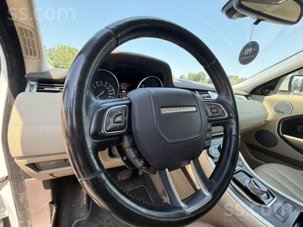 Balts Land Rover Range Rover Evoque 2012 Ogre, ar dzinēja tilpumu 2.20 L un nobraukumu 288 tūkst. km par 9450 €, foto 10 vietnē AUTOMOTO.COM.LV