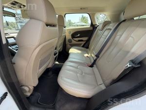 Balts Land Rover Range Rover Evoque 2012 Ogre, ar dzinēja tilpumu 2.20 L un nobraukumu 288 tūkst. km par 9450 €, foto 12 vietnē AUTOMOTO.COM.LV