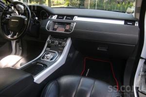 White Land Rover Range Rover Evoque 2012 in Riga, with an engine capacity of 2.20 L and mileage of 211 thousand km for 10990 €, photo 14 on AUTOMOTO.COM.LV