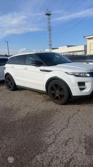 Balts Land Rover Range Rover Evoque 2012 Panevēža, ar dzinēja tilpumu 2.00 L un nobraukumu 166 tūkst. km par 5300 €, foto  vietnē AUTOMOTO.COM.LV