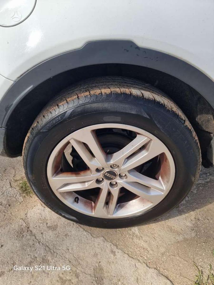 Balts Land Rover Range Rover Evoque 2012 Jonava, ar dzinēja tilpumu 2.18 L un nobraukumu 107 tūkst. km par 2999 €, foto 7 vietnē AUTOMOTO.COM.LV