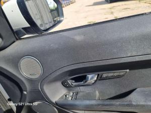 Balts Land Rover Range Rover Evoque 2012 Jonava, ar dzinēja tilpumu 2.18 L un nobraukumu 107 tūkst. km par 2999 €, foto 9 vietnē AUTOMOTO.COM.LV
