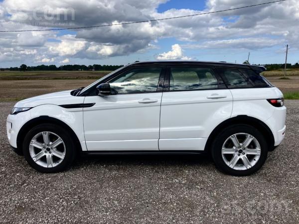 White Land Rover Range Rover Evoque 2012 in Talsi, with an engine capacity of 2.20 L and mileage of 217 thousand km for 10999 €, photo 7 on AUTOMOTO.COM.LV