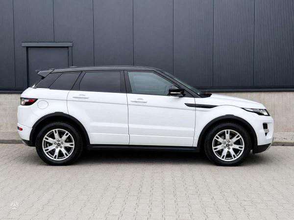White Land Rover Range Rover Evoque 2012 in Vilnius, with an engine capacity of 2.18 L and mileage of 257 thousand km for 10450 €, photo 9 on AUTOMOTO.COM.LV