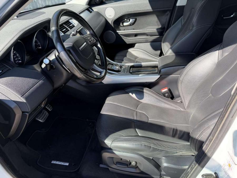 Balts Land Rover Range Rover Evoque 2012 Joniškis, ar dzinēja tilpumu 2.00 L un nobraukumu 210 tūkst. km par 11300 €, foto 9 vietnē AUTOMOTO.COM.LV