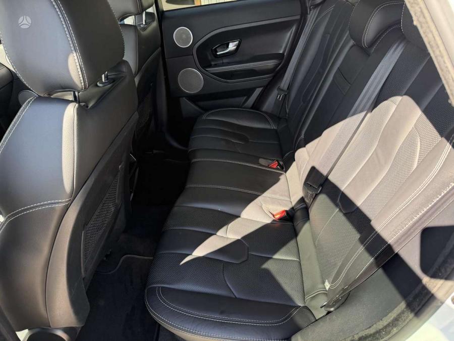 Balts Land Rover Range Rover Evoque 2012 Joniškis, ar dzinēja tilpumu 2.00 L un nobraukumu 210 tūkst. km par 11300 €, foto 10 vietnē AUTOMOTO.COM.LV