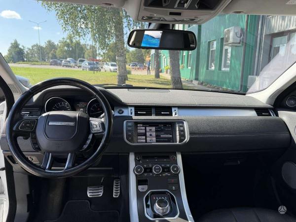 White Land Rover Range Rover Evoque 2012 in Joniskis, with an engine capacity of 2.00 L and mileage of 210 thousand km for 11300 €, photo 11 on AUTOMOTO.COM.LV