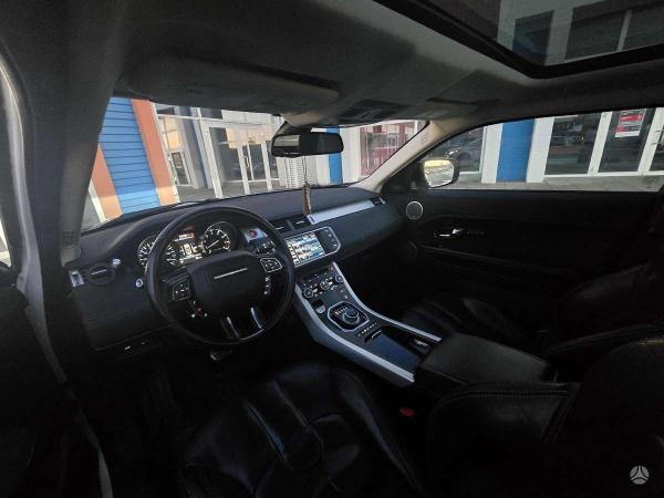 Balts Land Rover Range Rover Evoque 2012 Klaipėda, ar dzinēja tilpumu 2.00 L un nobraukumu 282 tūkst. km par 9500 €, foto 6 vietnē AUTOMOTO.COM.LV